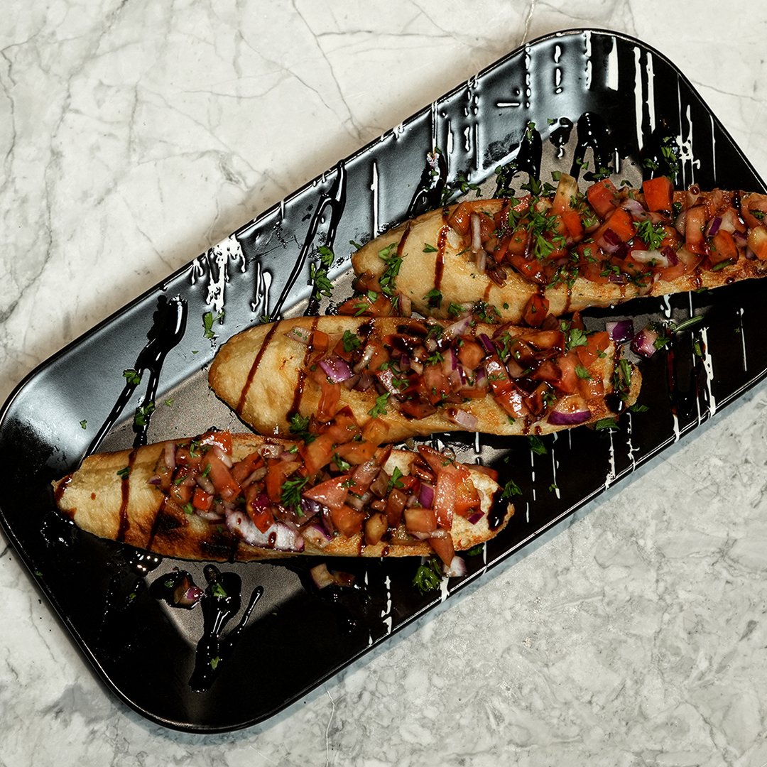 Greedy Goose | Best Restaurant on King St W, Toronto